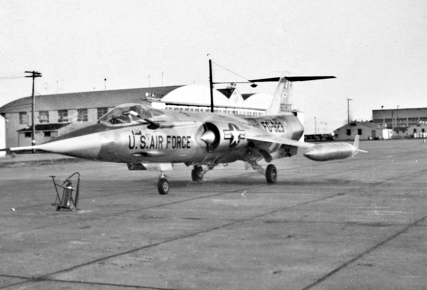 F-104 of the 479th Tac Ftr Wing visits Vance AFB, 1960 – The Jive Bomber