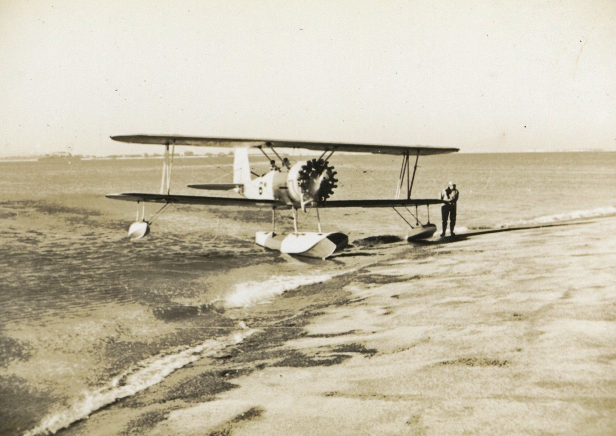 Naval Aviation Pre-war – The Jive Bomber